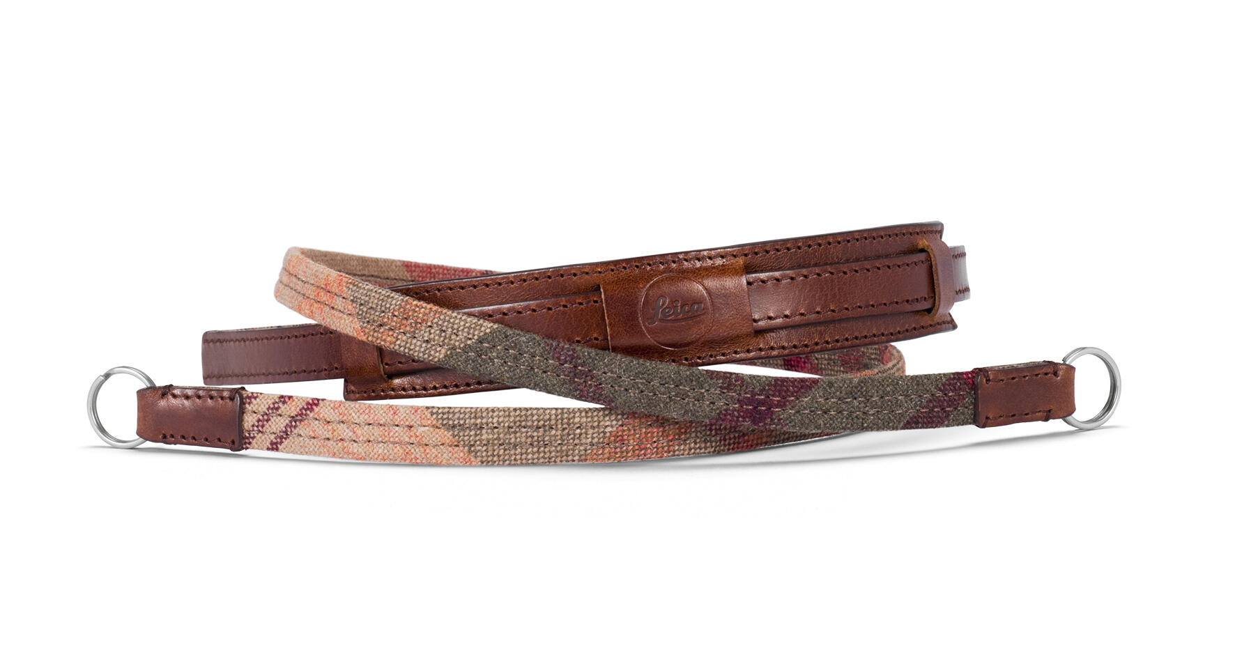 Leica Neckstrap lifestyle, leather/fabric, check. | Leica Camera Classic