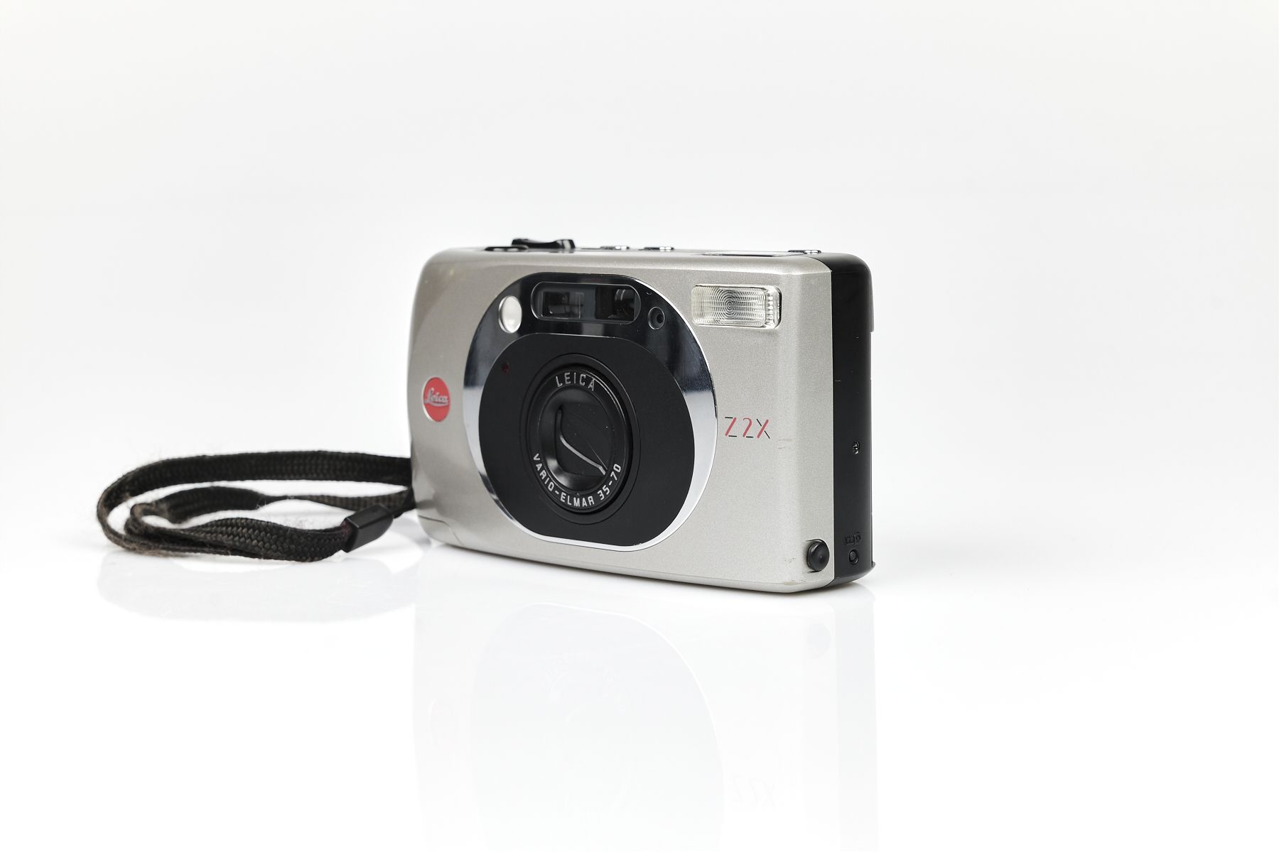 Leia Z2X | Leica Camera Classic