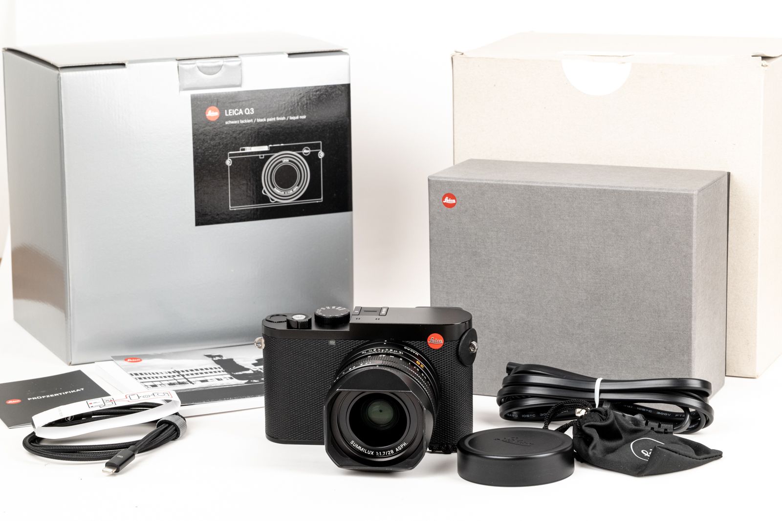 Leica Q3 schwarz | Leica Camera Classic